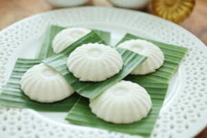 Kueh Tutu – The Meatmen